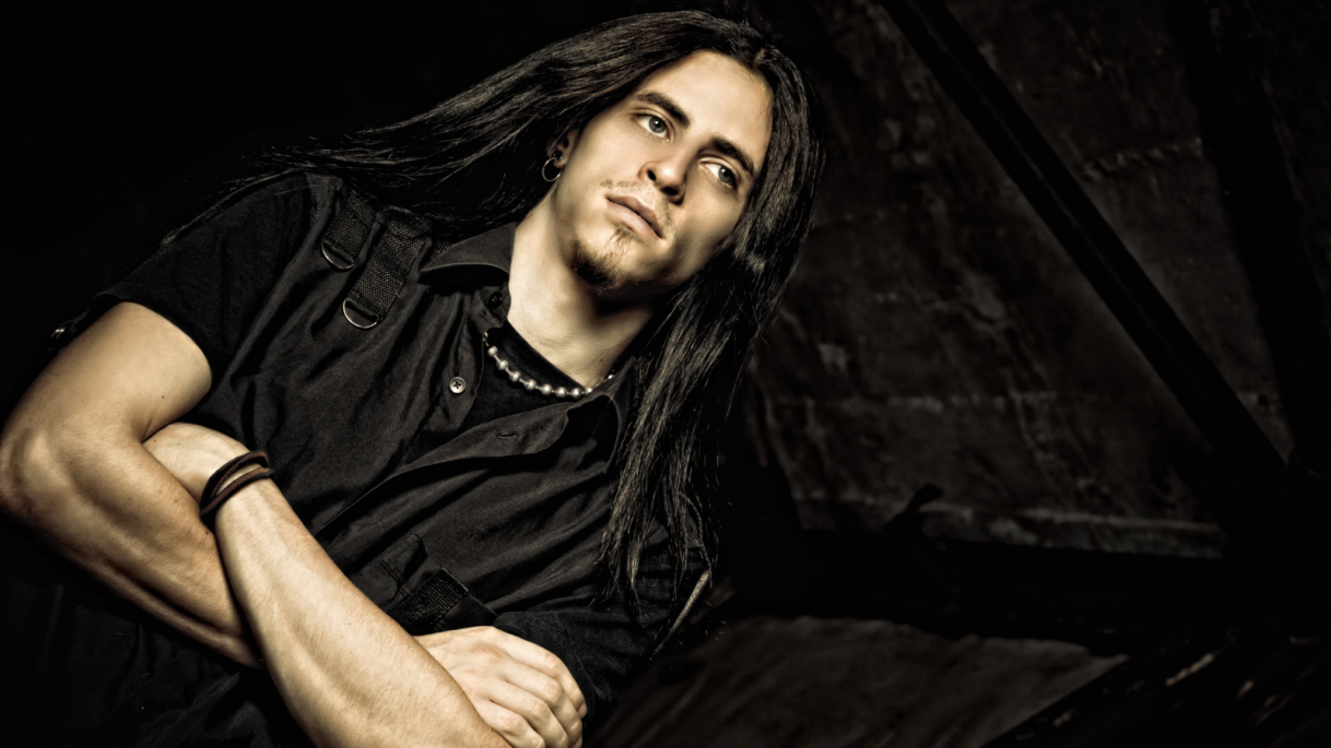 Revealing the Edge: A Deep Dive into the Style of Metalhead and its ...