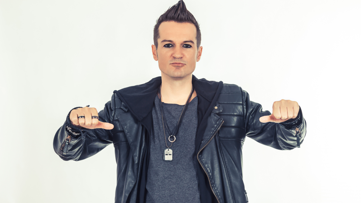 Revealing the Edge: A Deep Dive into the Style of Metalhead and its ...