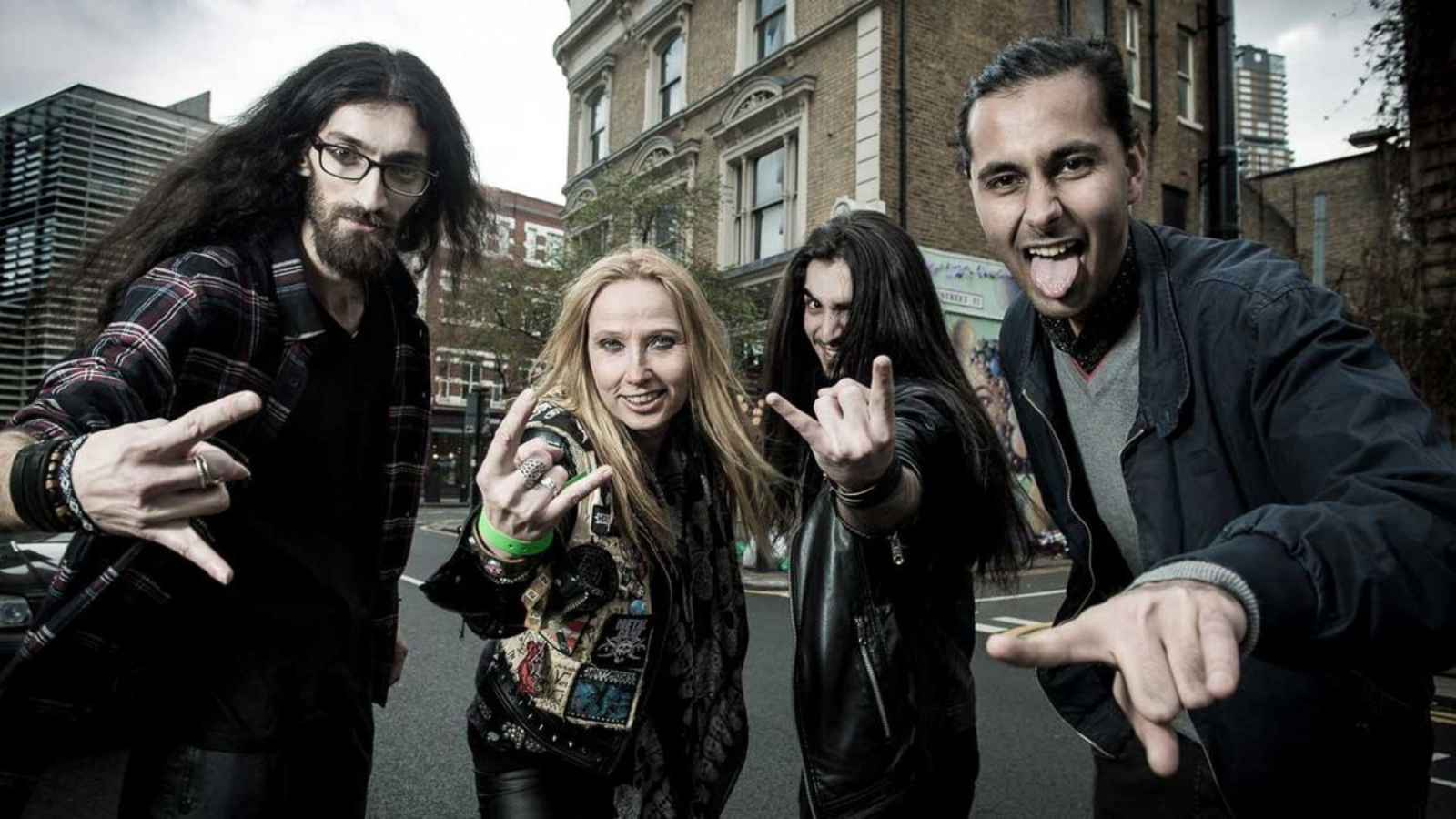 Exploring Culture in Heavy Metal: A Deep Dive into Music, Fashion, and ...